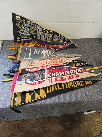 LOT OF PENNANTS - Kaufman Realty & Auctions