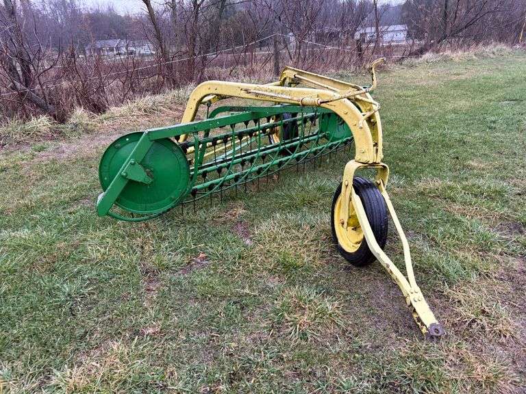 John Deere Roll Bar Rake with Trolley - Kaufman Realty & Auctions
