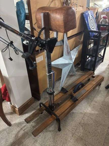 Nordic Track exercise machine - Kaufman Realty & Auctions