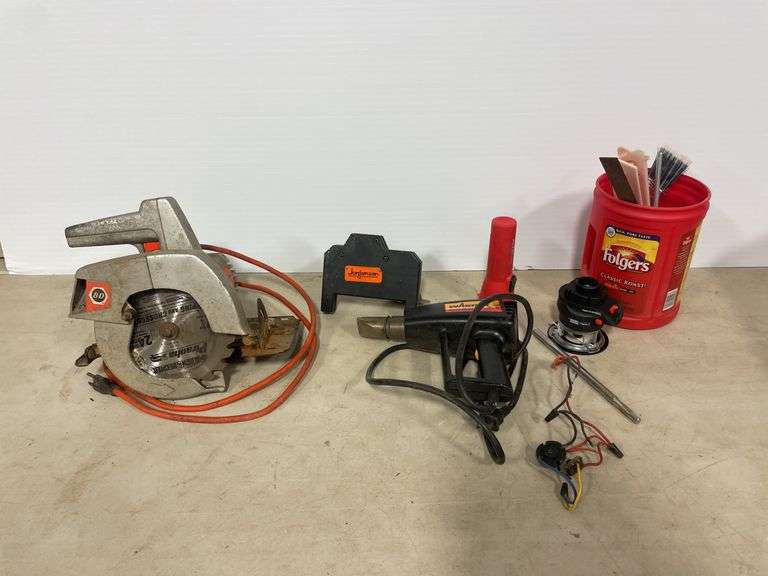 Black & Decker circular saw & small router Wagner power stripper and ...