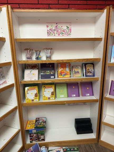 Book Case/Display *items not included - Kaufman Realty & Auctions