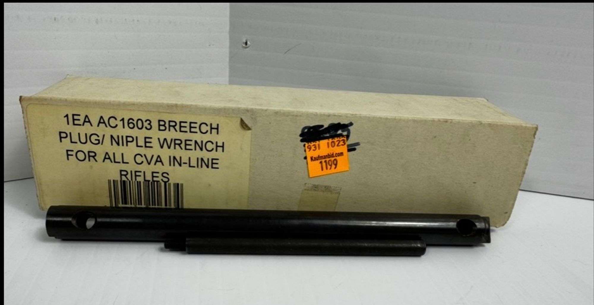 Breech plug remover - Kaufman Realty & Auctions