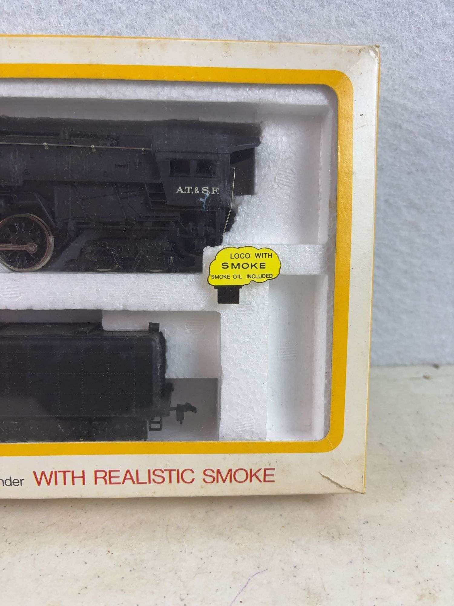 Bachmann HO Locomotive Engine - Kaufman Realty & Auctions