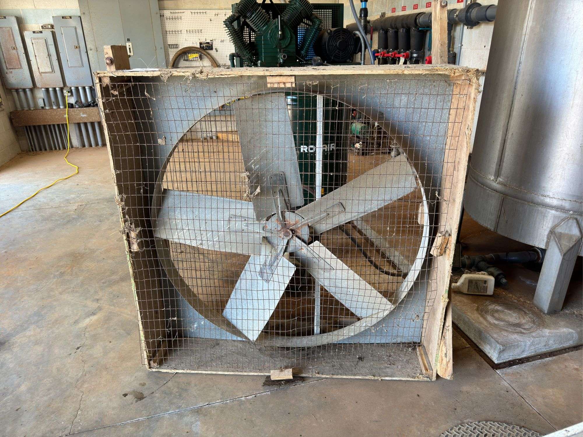 48” Belt Driven Fan - Kaufman Realty & Auctions