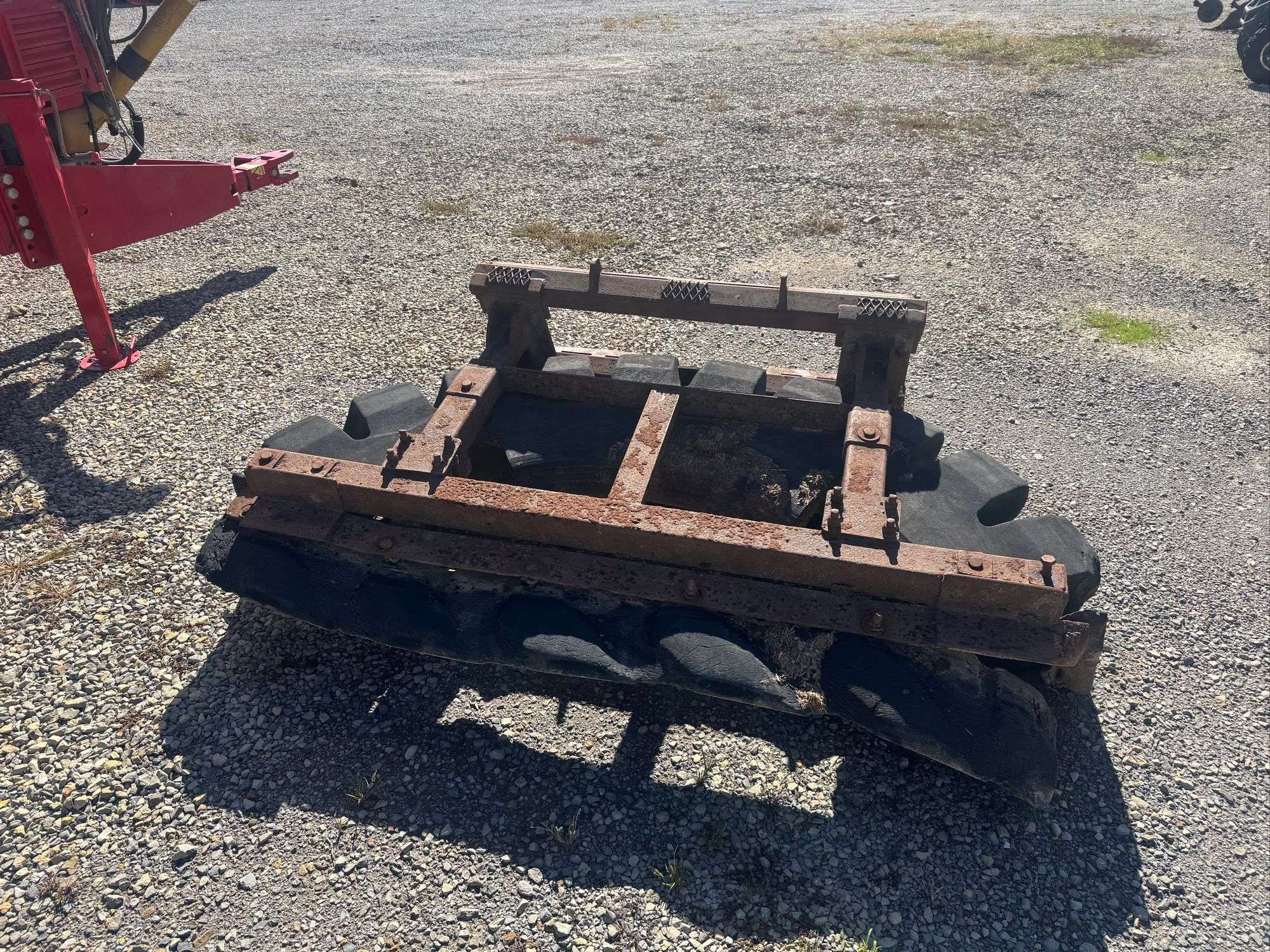 Tire Manure Scraper Skid Steer Attachment – 80” - Kaufman Realty & Auctions
