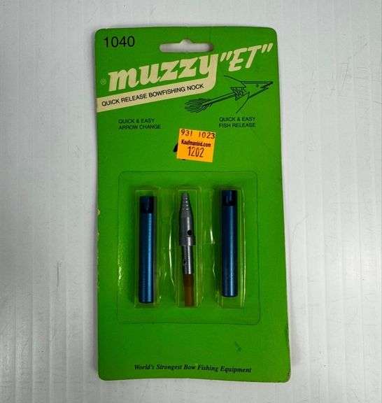 Muzzy fishing quick release - Kaufman Realty & Auctions
