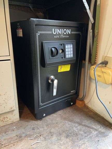 Union safe company electronic safe- 1.5 cu ft / No Combination ...