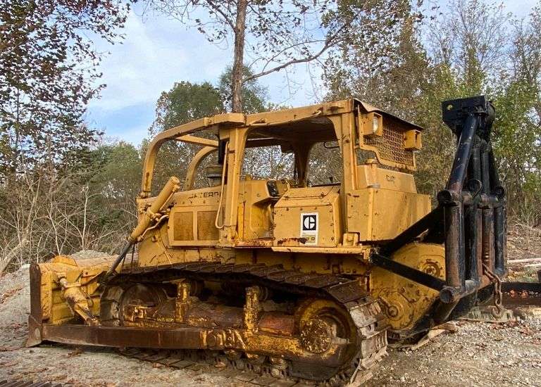 Cat D6D Dozer with winch - Kaufman Realty & Auctions