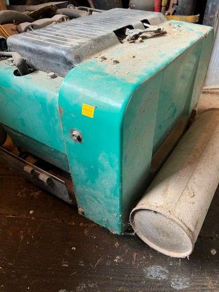 Emerald Plus Gasoline Generator - Kaufman Realty & Auctions