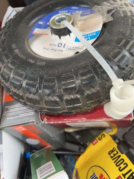 Miscellaneous Vehicle Accessories - Kaufman Realty & Auctions