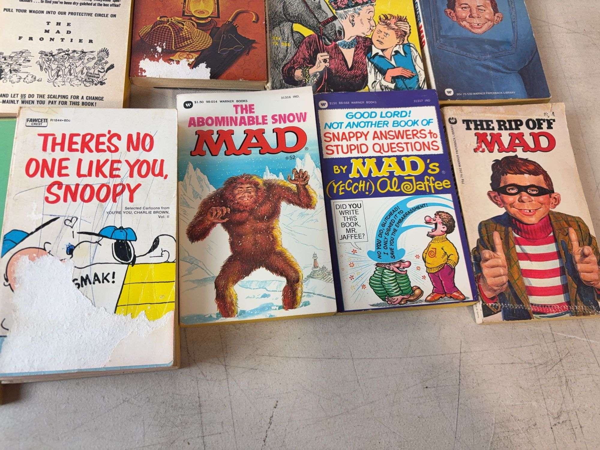Large assortment of vintage books - Peanuts, Charlie Brown, Dennis the ...