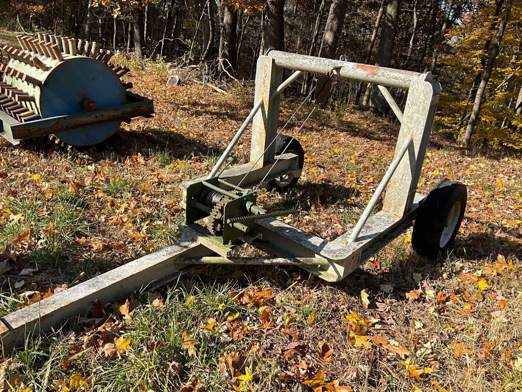 Log Arch with Winch - Kaufman Realty & Auctions