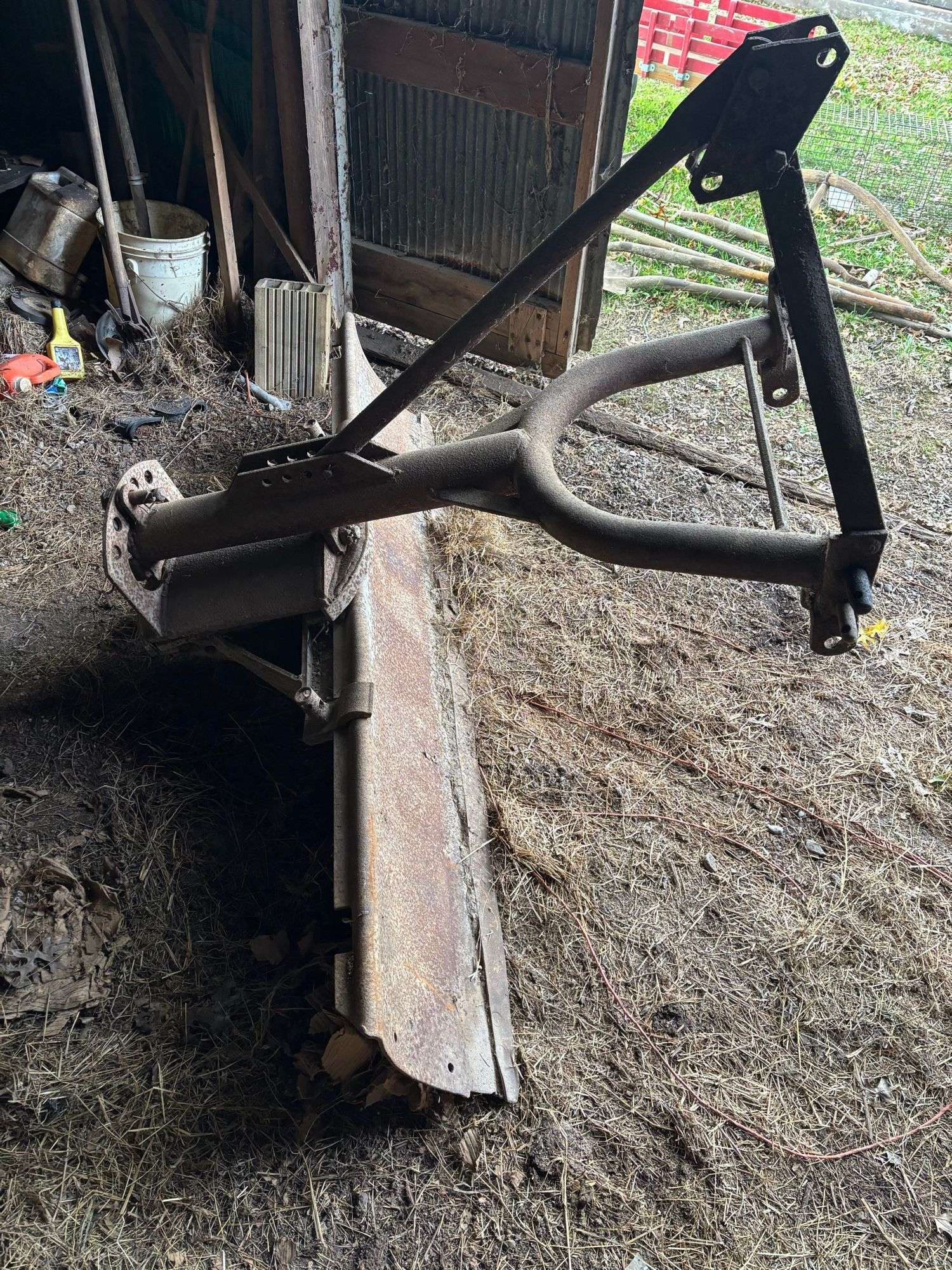 6’ three point hitch blade - Kaufman Realty & Auctions