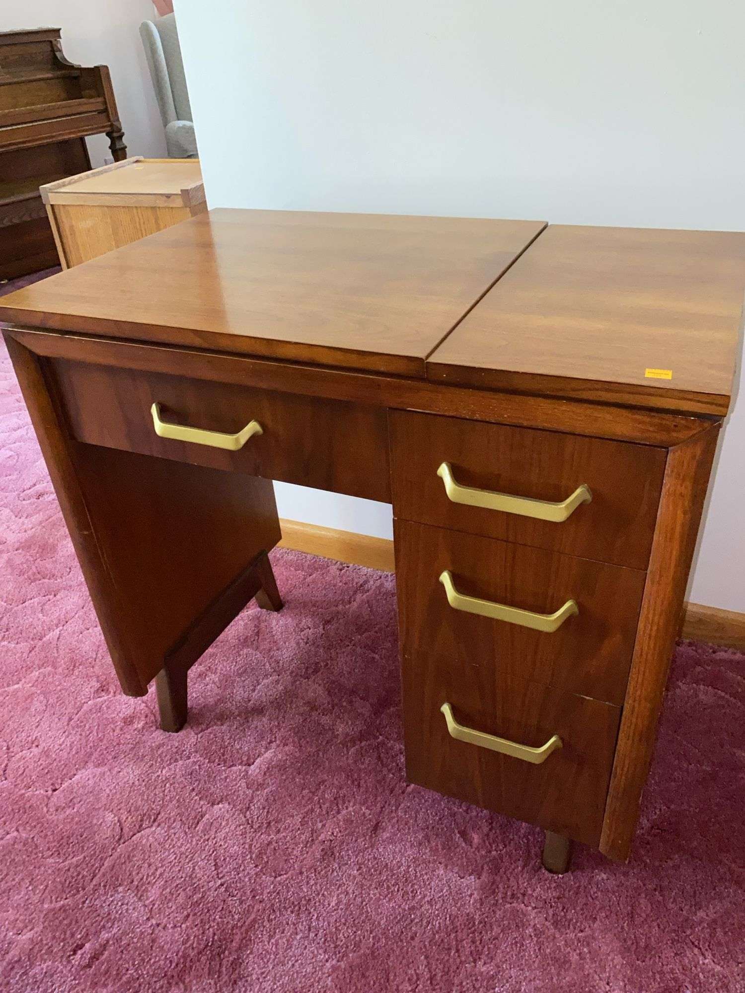 Vintage Dynamic Sewing Machine Desk - Kaufman Realty & Auctions
