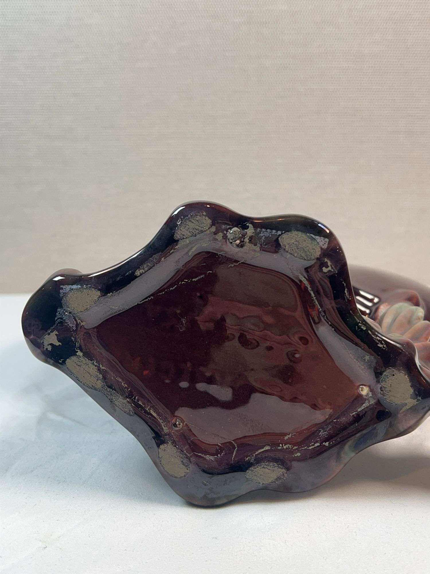 HULL POTTERY FISH - Kaufman Realty & Auctions