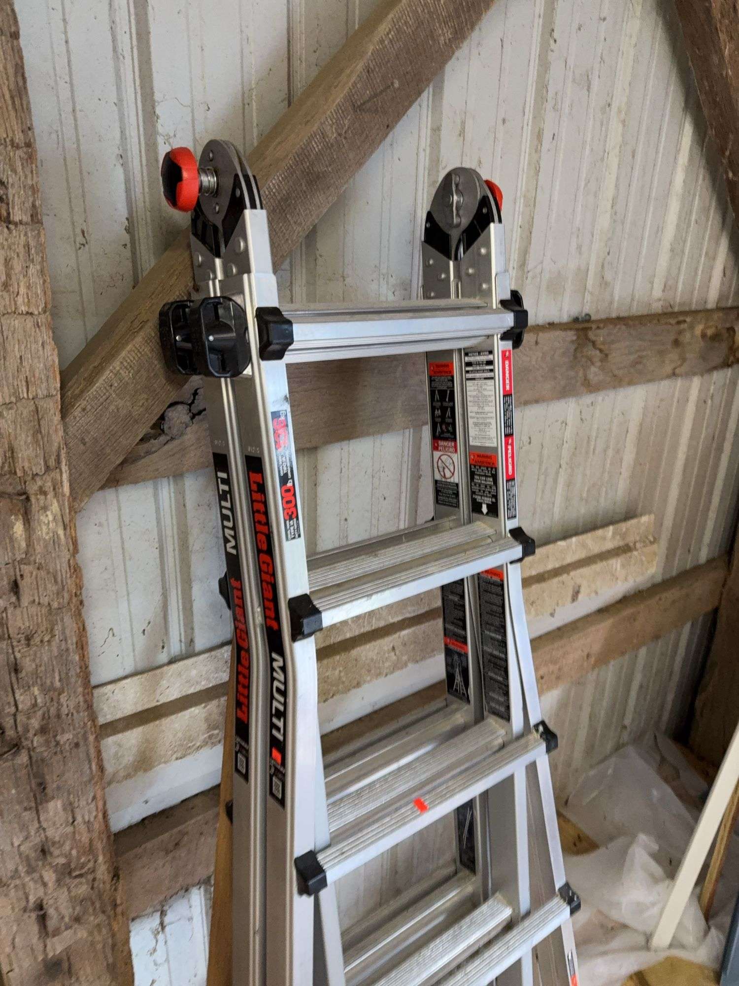 Little Giant step/Extension Ladder 18 ft extended - Kaufman Realty ...