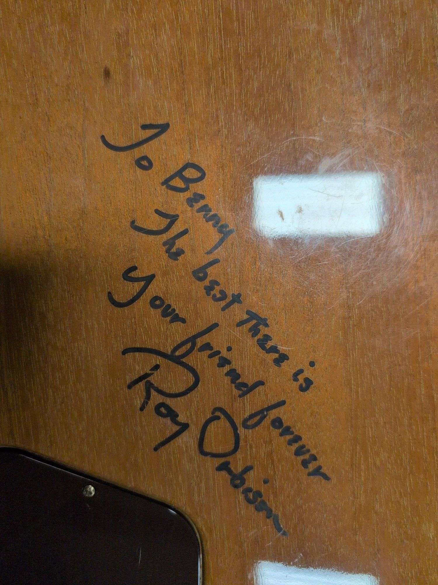Gibson electric guitar signed by Roy Orbison - good condition - Kaufman ...