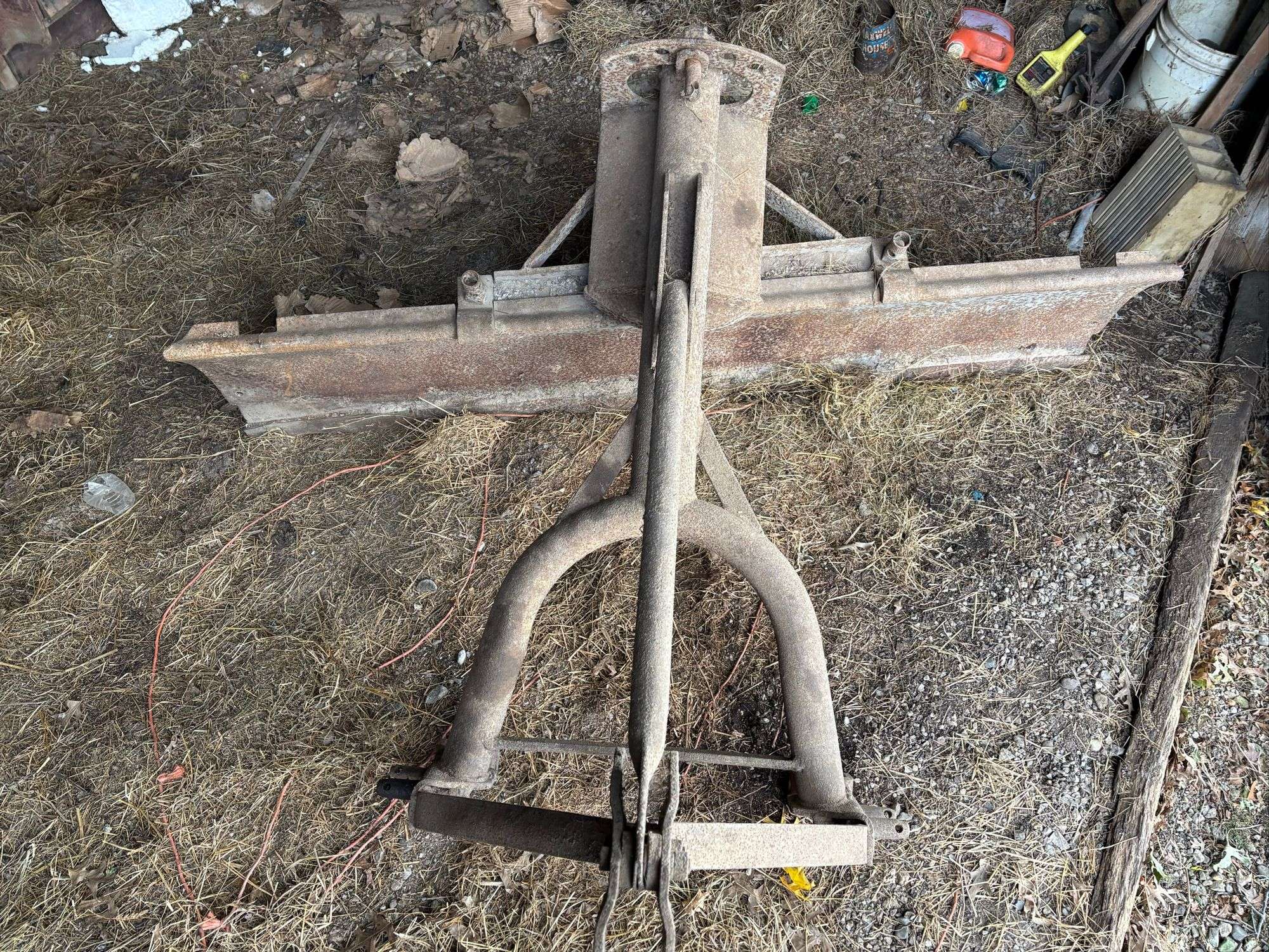 6’ three point hitch blade - Kaufman Realty & Auctions