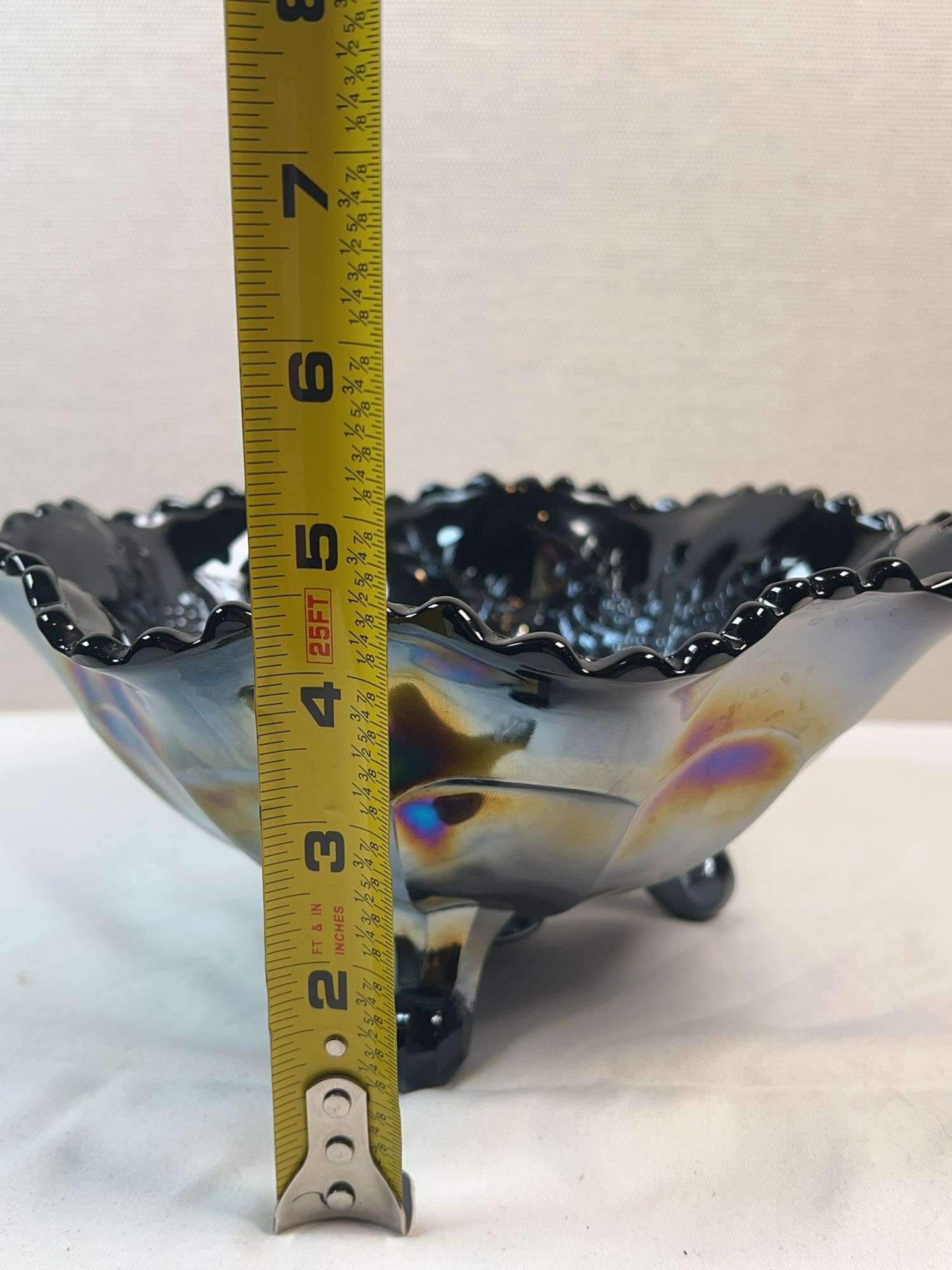 FENTON STAG AND HOLLY CARNIVAL FOOTED DISH - Kaufman Realty & Auctions