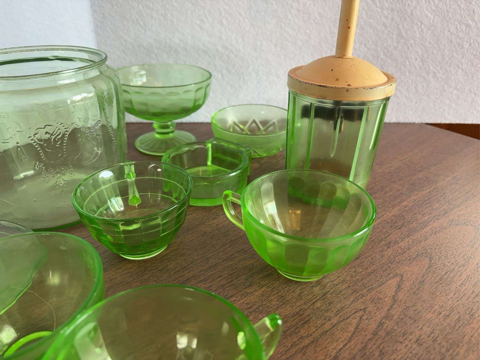Green Depression Glass Set - Kaufman Realty & Auctions