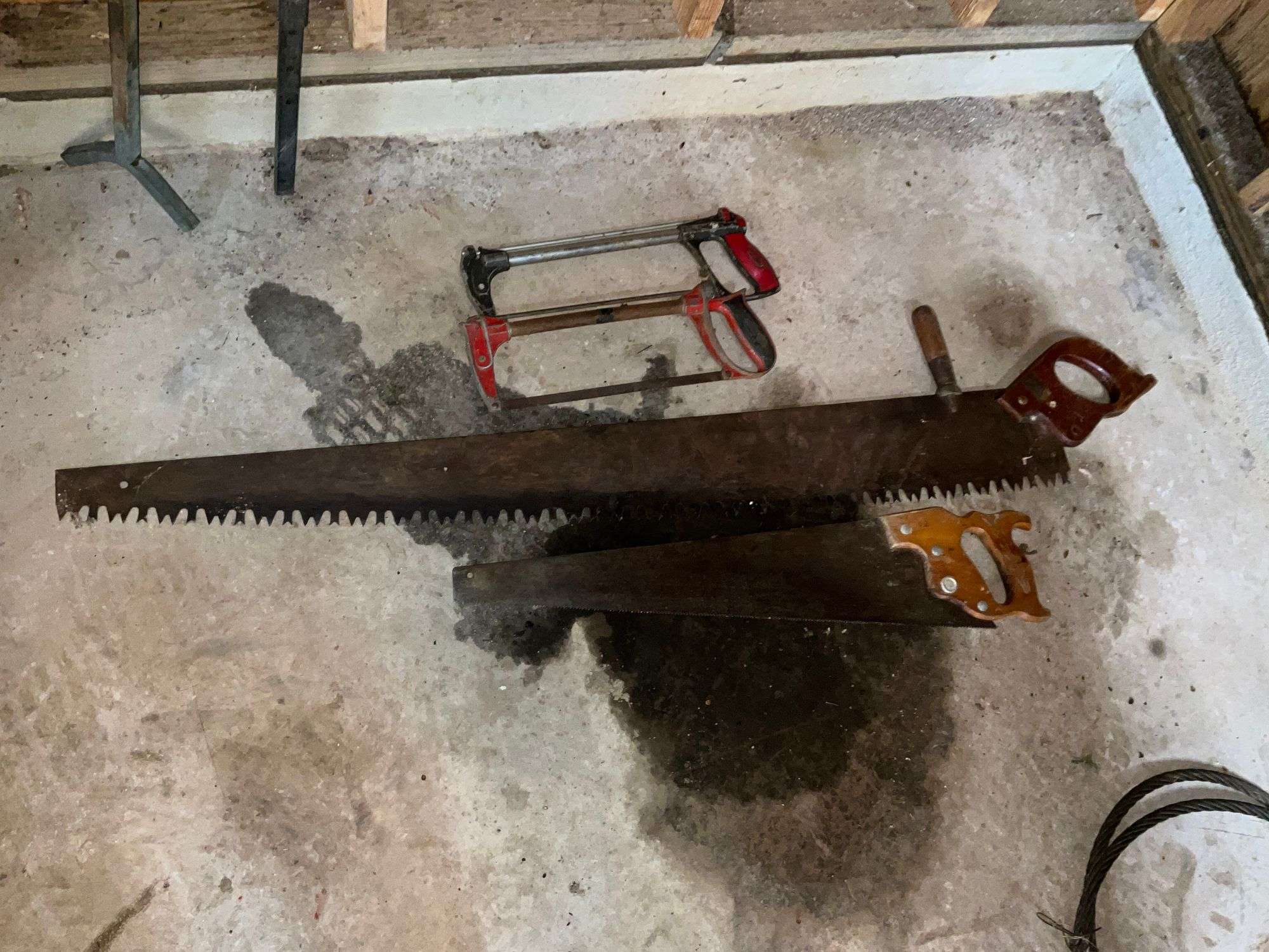 4 Saws - Kaufman Realty & Auctions
