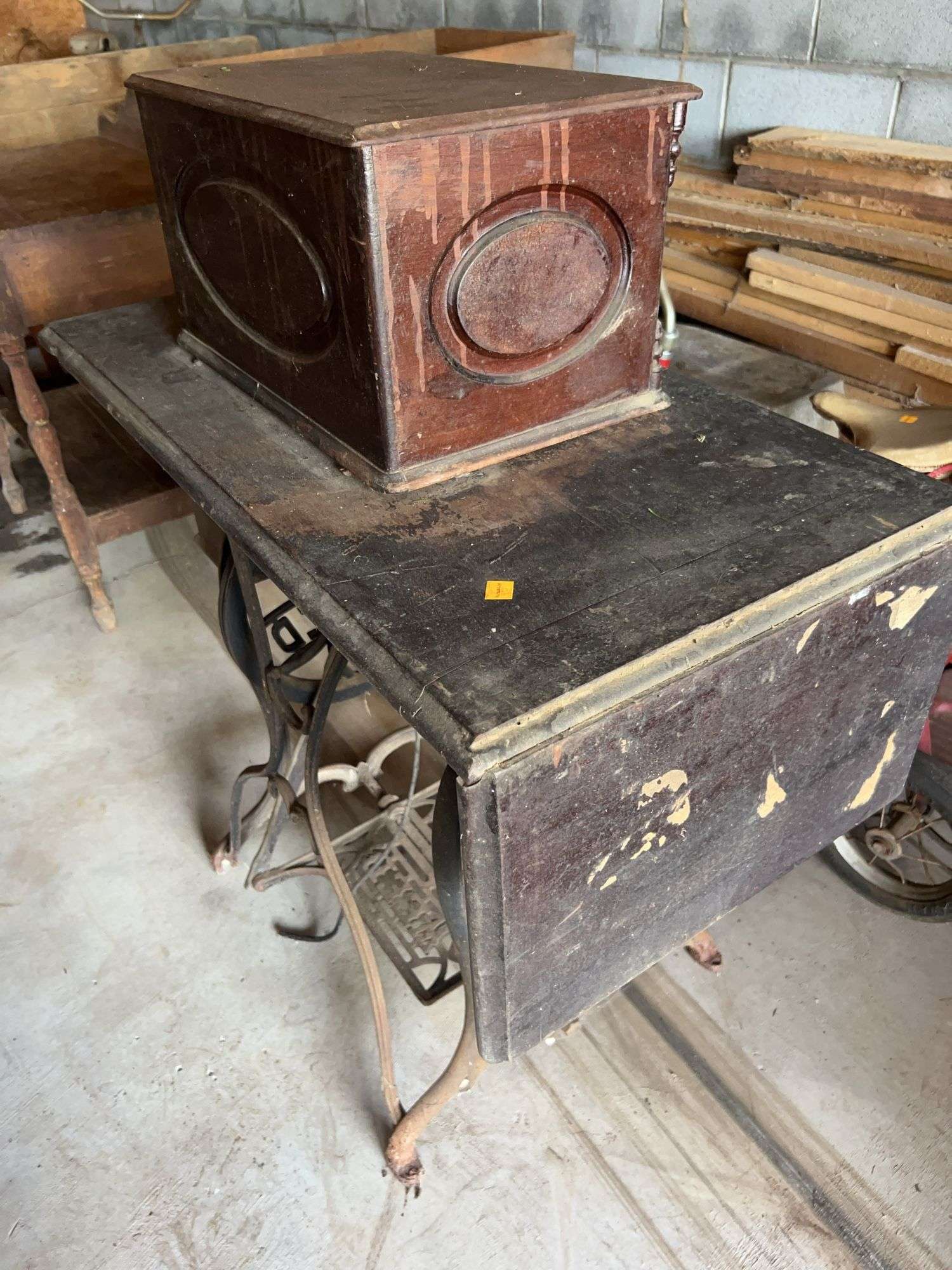 Vintage Weed Sewing Machine Table - Kaufman Realty & Auctions