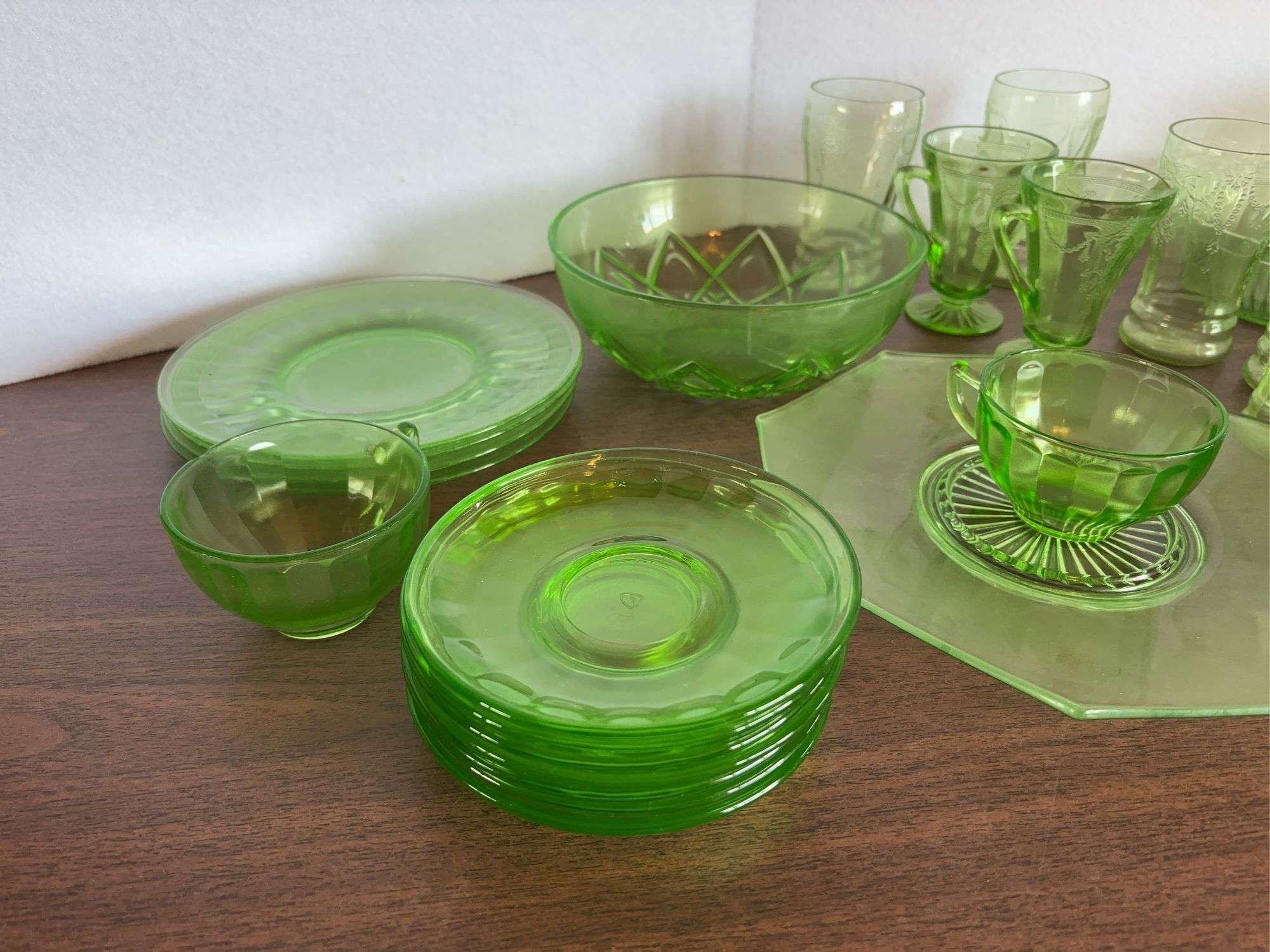 Green Depression Glass Set - Kaufman Realty & Auctions