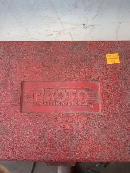 PROTO Screw & Pipe Extractor Set - Kaufman Realty & Auctions