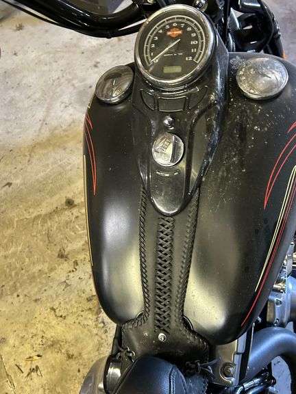2008 HARLEY-DAVIDSON CROSS BONES - JUST OVER 12,000 MILES. SEE PICTURE ...