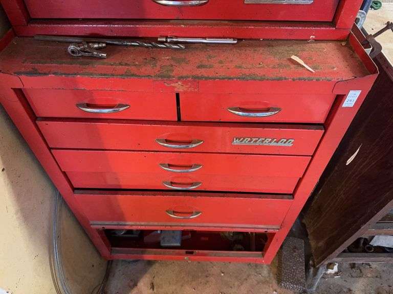 Waterloo Tool Box w/ Tools - Kaufman Realty & Auctions