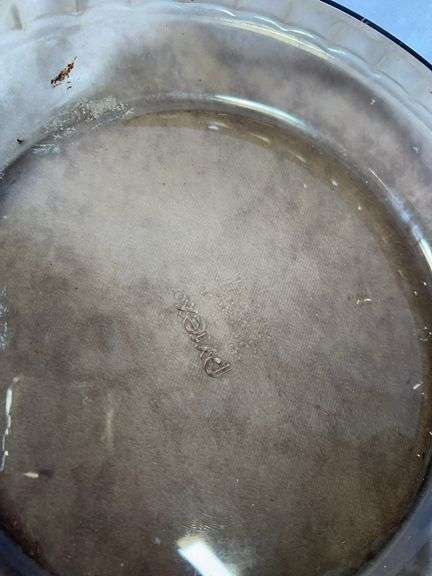 PYREX, GLASSBAKE & FIRE KING PIE PLATES AND SALT & PEPPERS - Kaufman ...