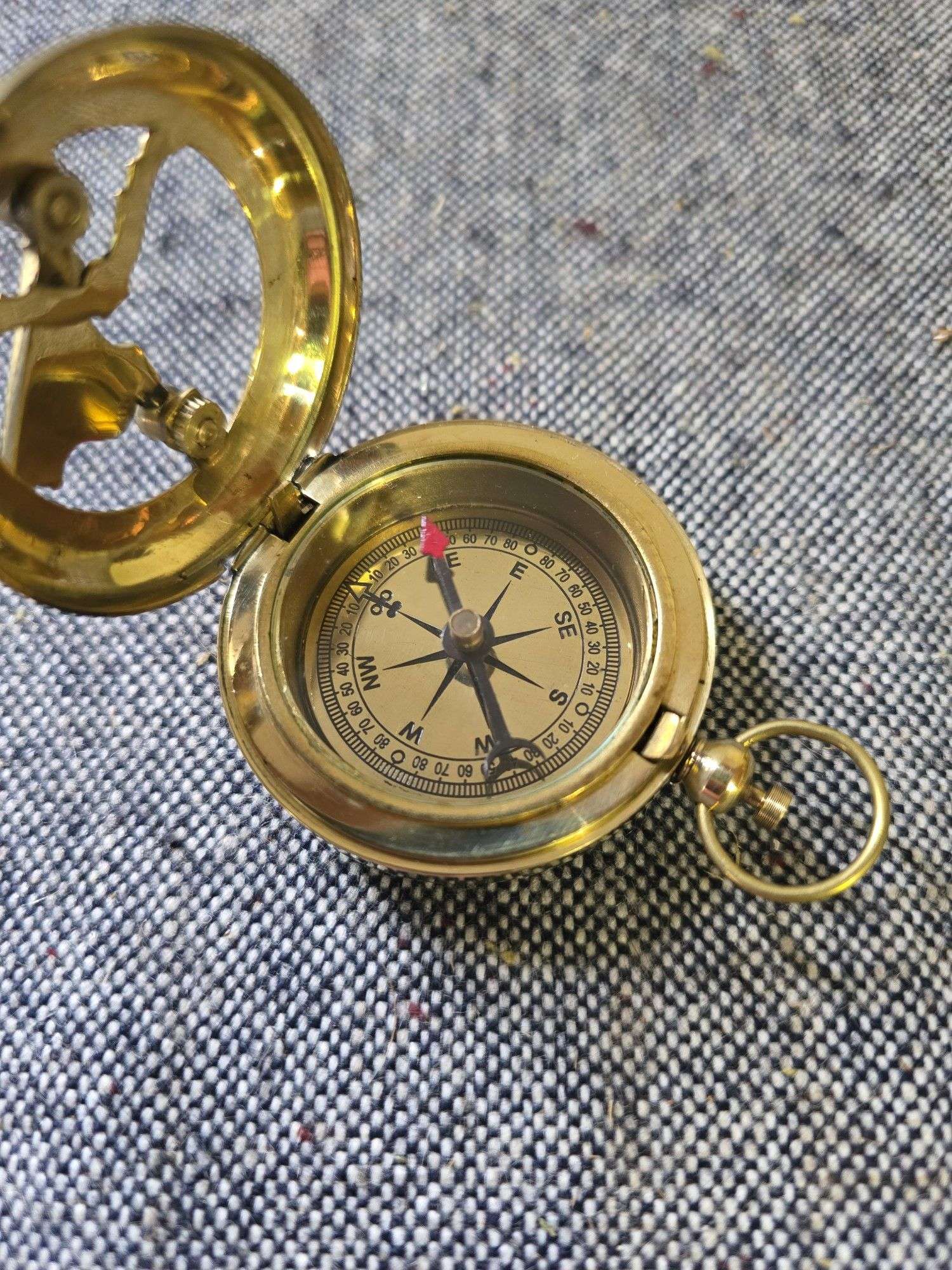 BRASS NAUTICAL COMPASS - Kaufman Realty & Auctions