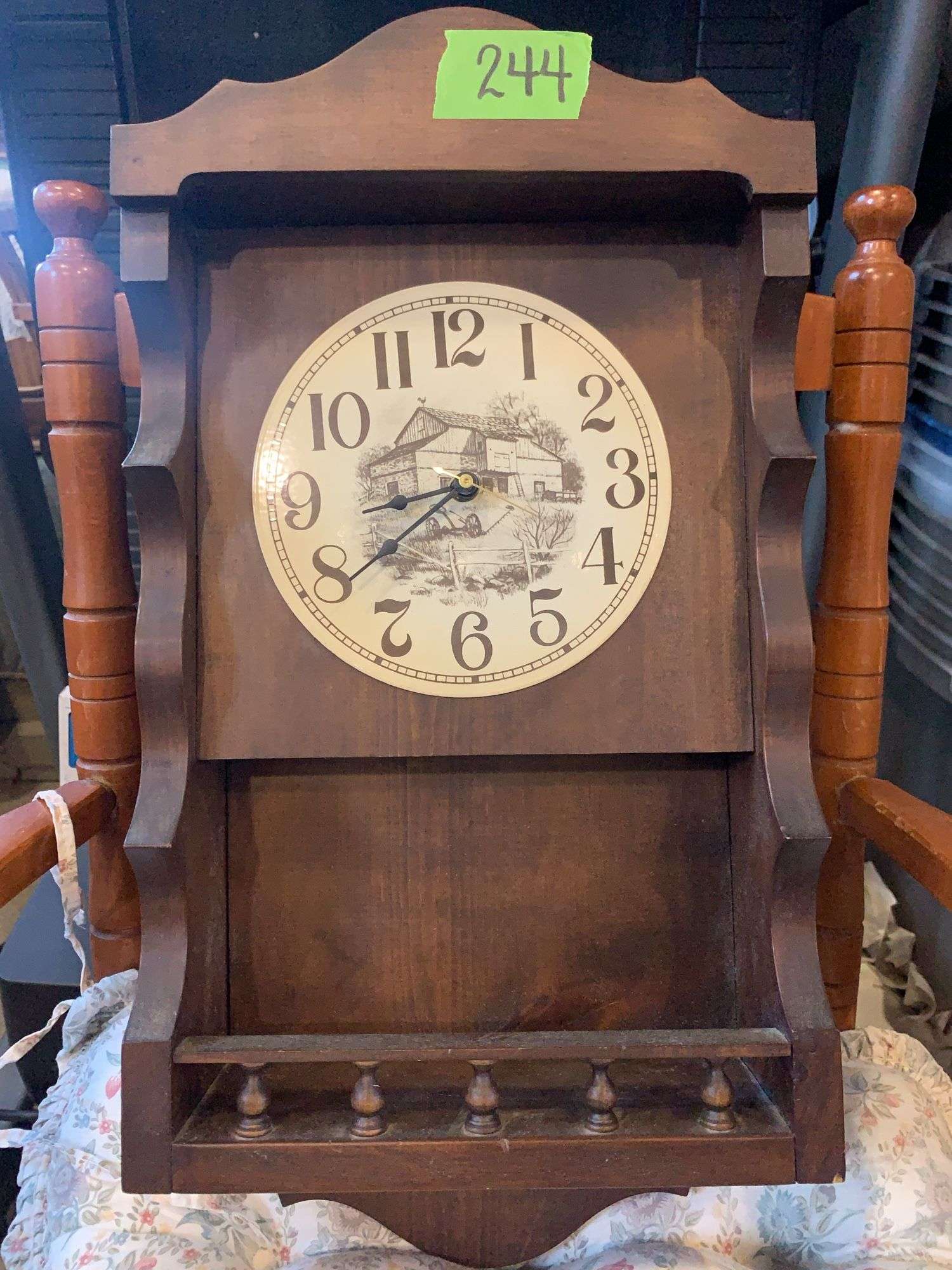 WOODEN WALL CLOCK WITH BARN ILLUSTRATION made by RICH DAMAS (Lodi, OH ...