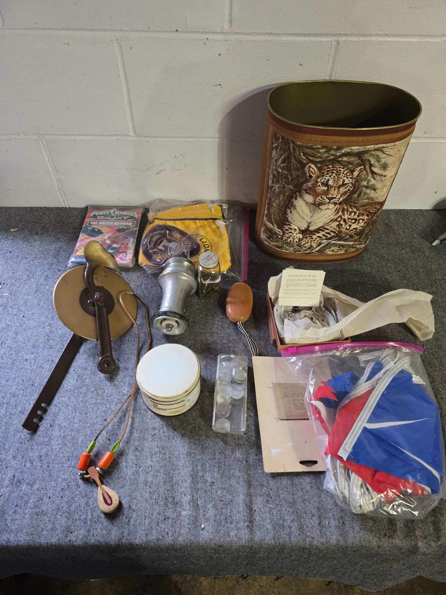 LOT OF MISC - Kaufman Realty & Auctions