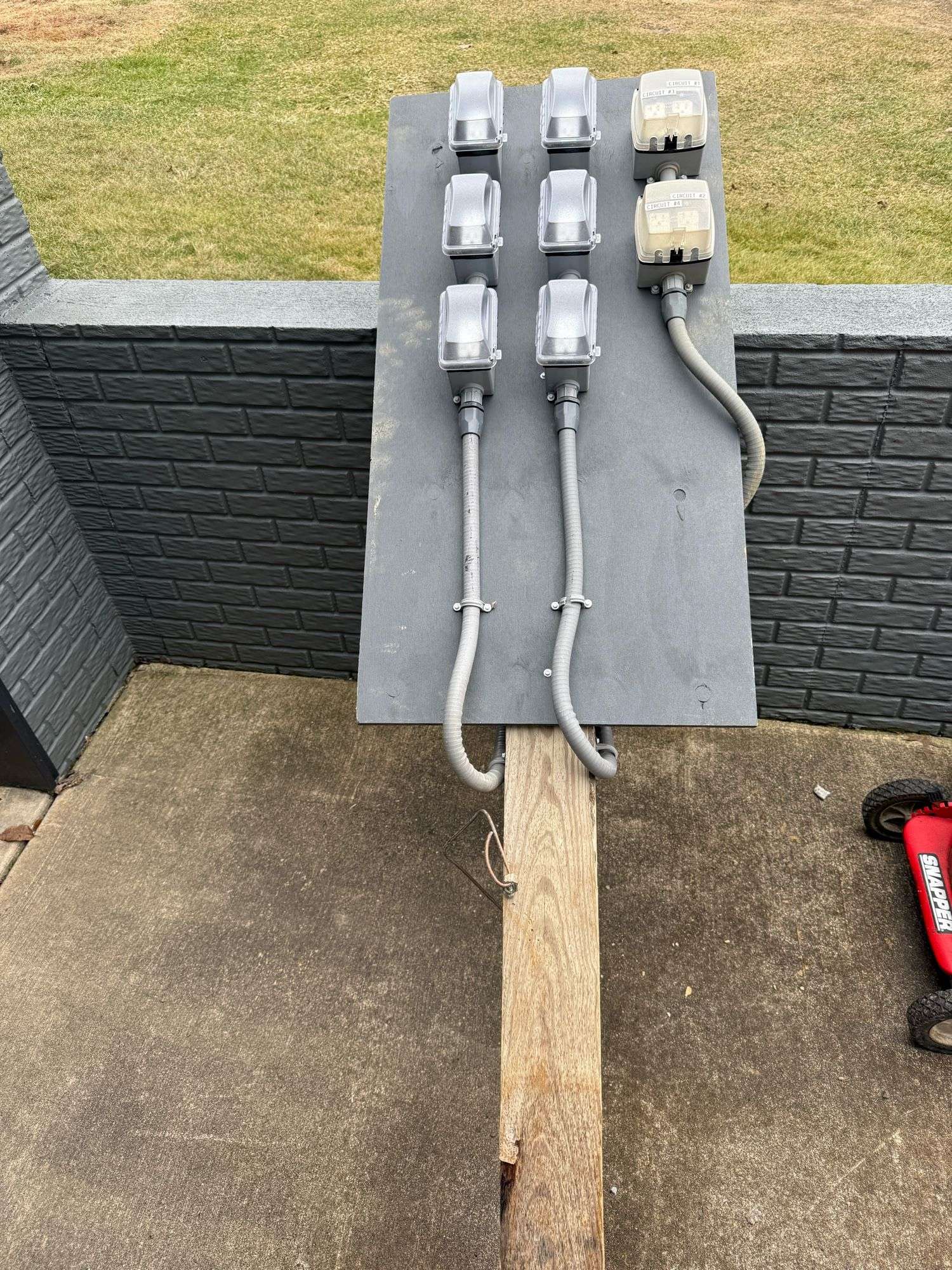 200amp temporary power station - Kaufman Realty & Auctions