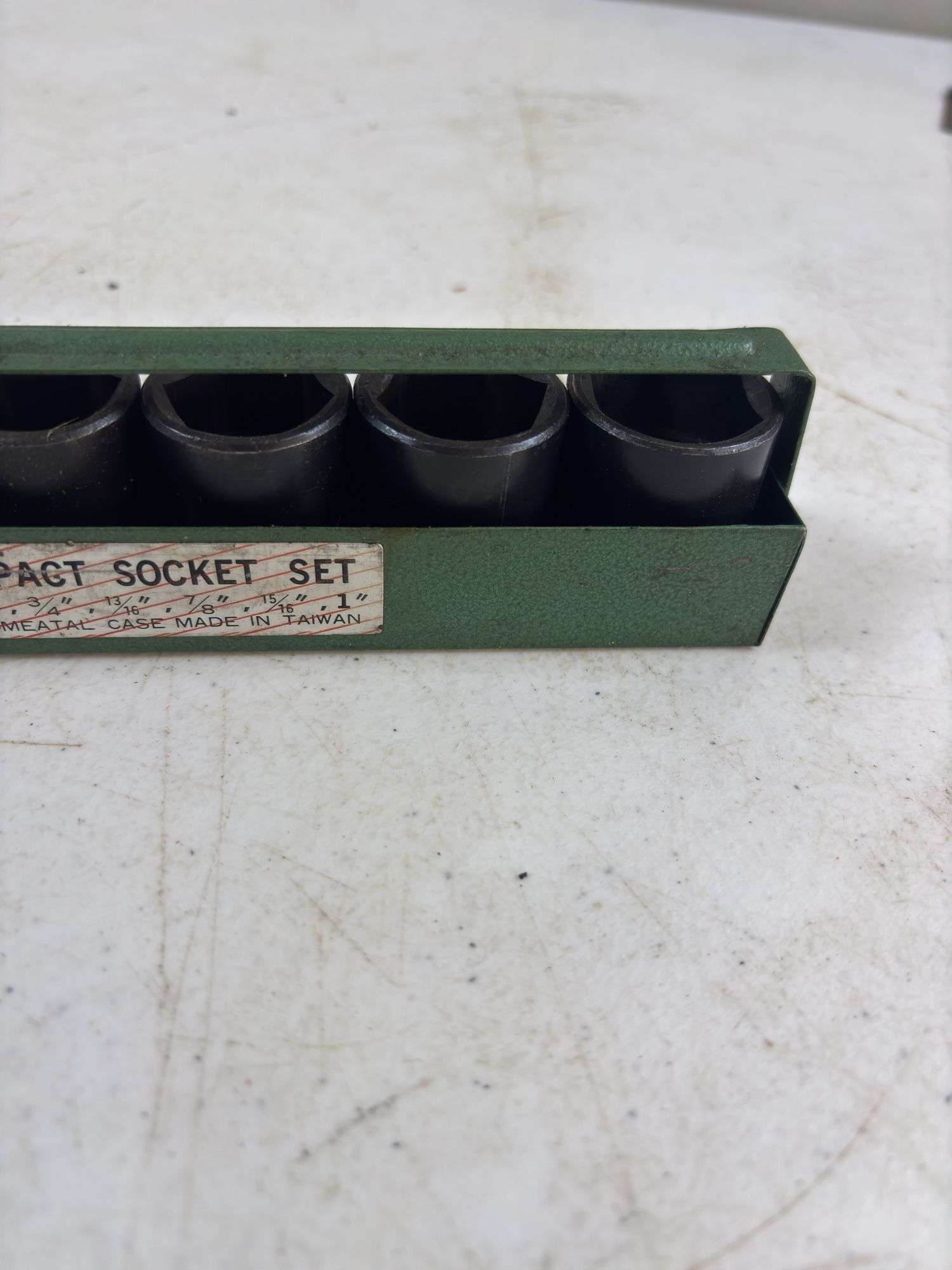 Buffalo 11 pc Air impact socket set - Kaufman Realty & Auctions
