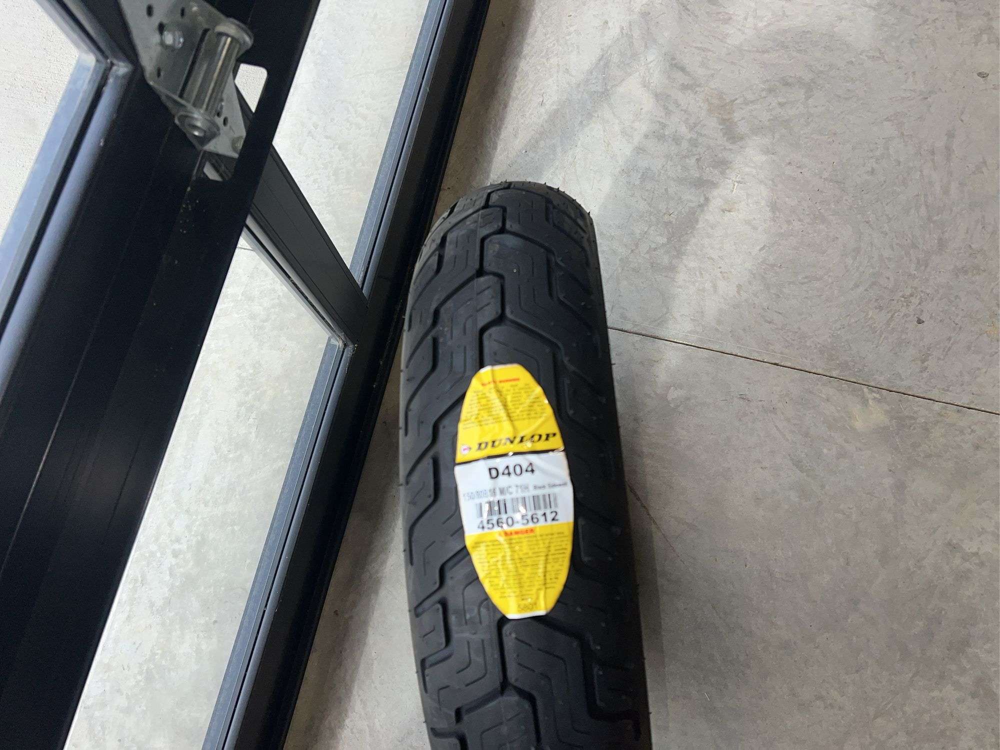Dunlop Tire D404 150/80B16 M/C 71H - Kaufman Realty & Auctions
