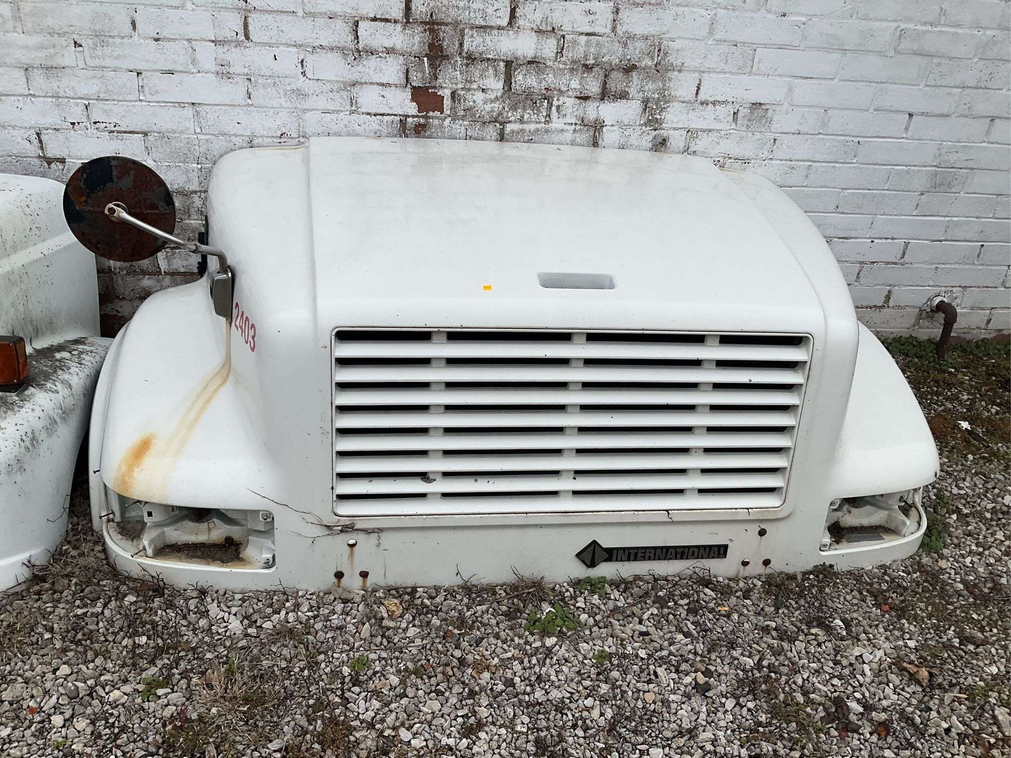 2 International Truck Hoods, 1 Freightliner Hood - Kaufman Realty ...