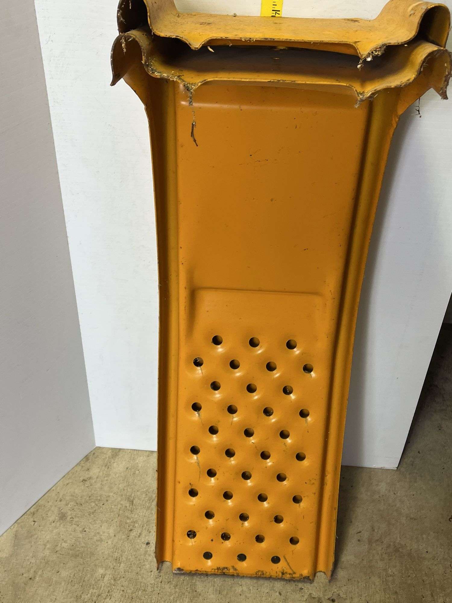 Metal Car Ramps - Kaufman Realty & Auctions