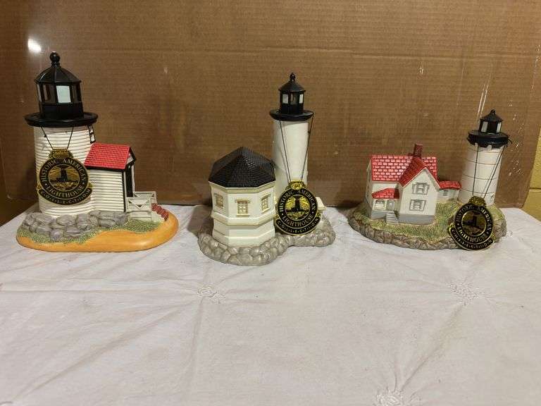 GEO Z LEFTON LIGHTHOUSE COLLECTION - Kaufman Realty & Auctions