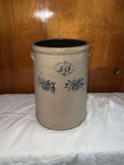 Very nice 10 gal crock - Kaufman Realty & Auctions