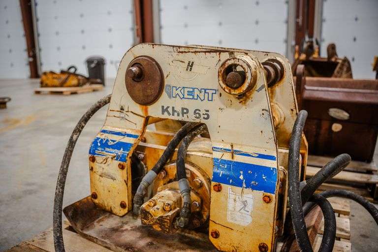 Kent KHP65 Compactor Attachment Backhoe - Kaufman Realty & Auctions