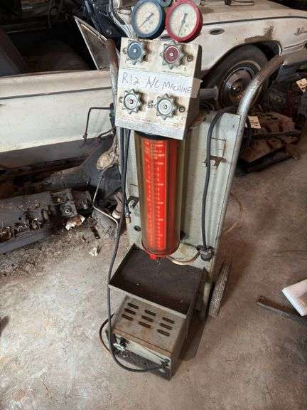 R12 A/C Machine - Kaufman Realty & Auctions