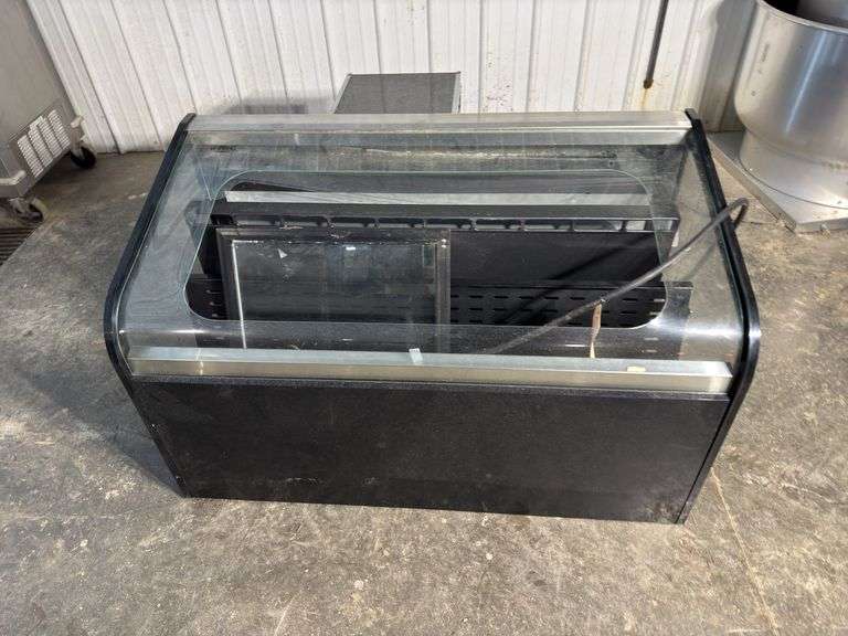 Federal Cold Storage Display Case - Kaufman Realty & Auctions