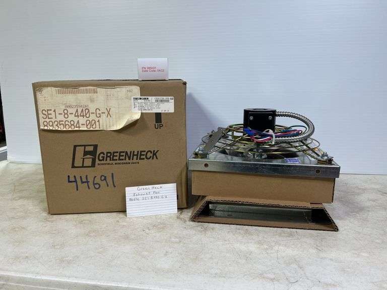 Green Heck exhaust fan model SE1-8-440-G-X - Kaufman Realty & Auctions
