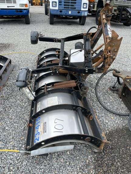 2011 8' 6" Snow Dog EX85 Snowplow Ser# 7720 - Kaufman Realty & Auctions