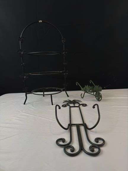 Pie Rack, and (2) Pieces Decor - Kaufman Realty & Auctions