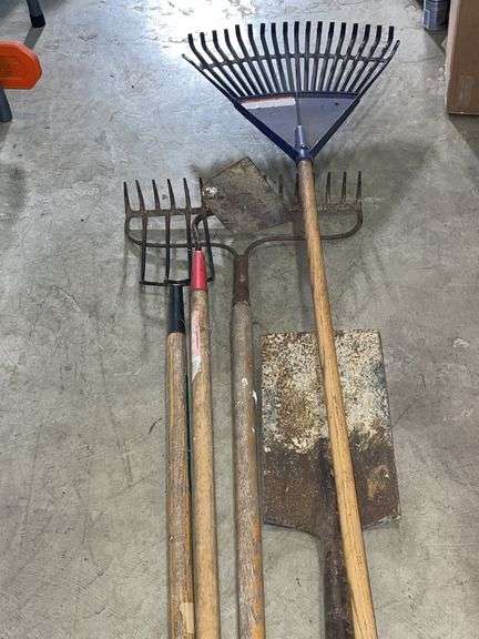 RAKES, HOE & SHOVEL - Kaufman Realty & Auctions