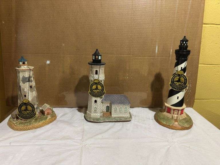 GEO Z LEFTON LIGHTHOUSE COLLECTION - Kaufman Realty & Auctions