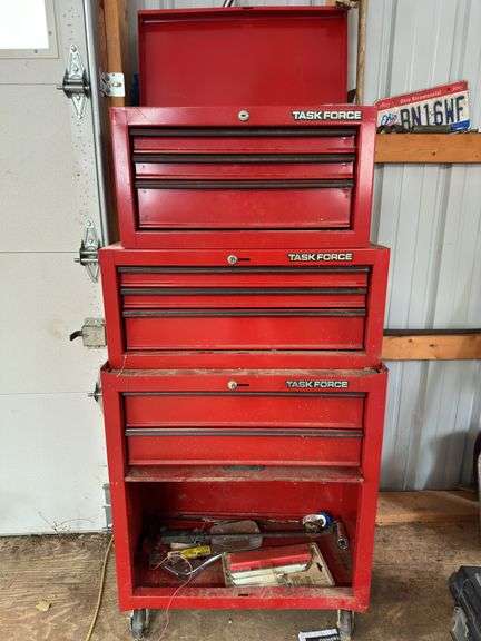 Task Force Tool Chest w/ Tools - Kaufman Realty & Auctions